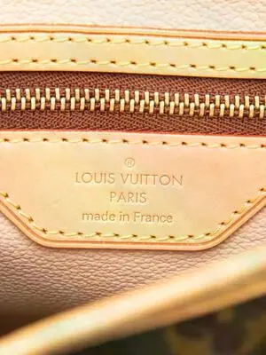 LOUIS VUITTON Monogram Gm Bucket Bag