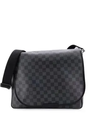 LOUIS VUITTON Daniel Messenger Bag Damier Graphite Mm Crossbody Bag