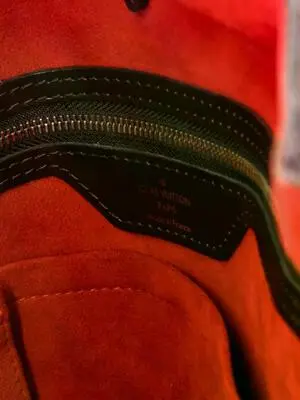 LOUIS VUITTON Damier Gm Tote Bag