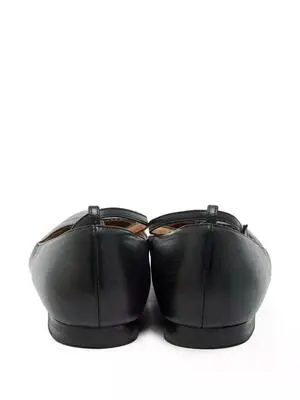 Gucci Leather T-strap Buckle Flat Pumps