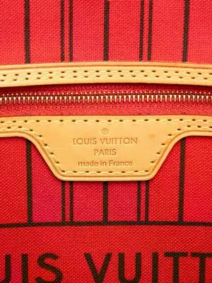 LOUIS VUITTON Monogram Neverfull Mm Tote Bag - Brown