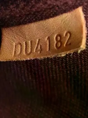 LOUIS VUITTON 2012 Monogram Favorite Pm Satchel