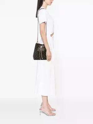 LOUIS VUITTON 2017 Monogram Neonoe Mm Bucket Bag