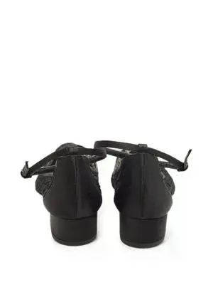 Manolo Blahnik Listana Lace And Block Heel Pumps