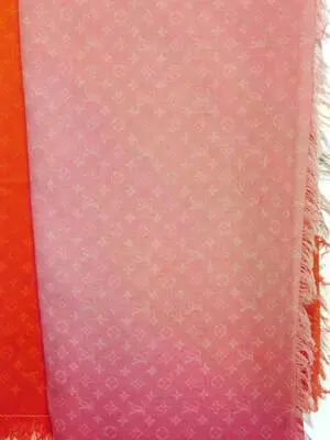 LOUIS VUITTON Monogram Jacquard Shawl - Pink