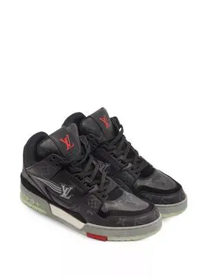 LOUIS VUITTON Monogram Eclipse Low-top Sneakers