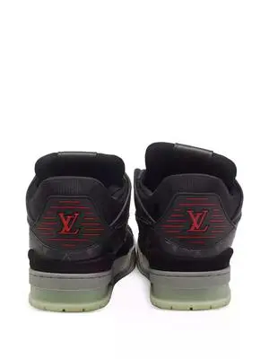 LOUIS VUITTON Monogram Eclipse Low-top Sneakers