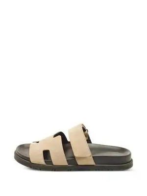 Hermès Chypre Suede H Strap Sandals - Neutrals