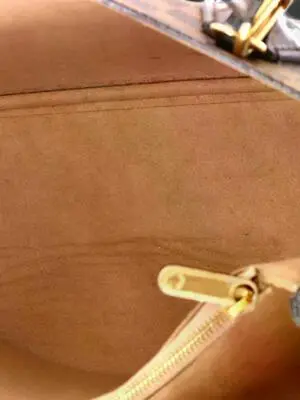 LOUIS VUITTON Damier Kensington Tote Bag