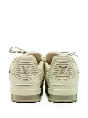 LOUIS VUITTON Trainer Sneakers - Neutrals