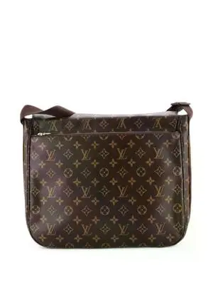 LOUIS VUITTON Beaubourg Messenger Bag Monogram Canvas Mm Crossbody Bag