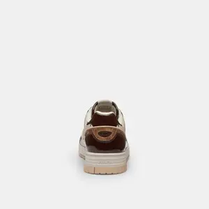 COACH OUTLET Soho Sneaker With Patent Signature - Brown/maple