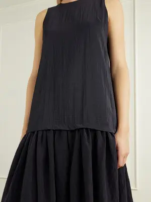LA LIGNE Cornelia Pleated Crinkled Shell Midi Dress - Black