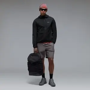 Oakley Cuffed Sport Outerwear For Men