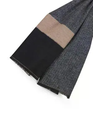 CHELSEY IMPORTS Striped Colour-block Scarf - Grey