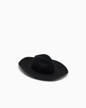 Giorgio Armani Classic Laser-cut Hat In Wool With A Sweatband