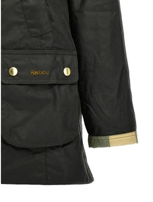 Barbour Modern Beadnell Collared Jacket With Corduroy Collar And Vented Back - Green