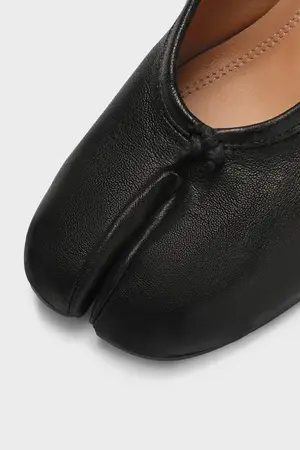 MAISON MARGIELA Tabi Ballerina Flats With Knot Detailing