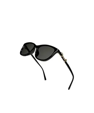Gucci Oval Frame Sunglasses