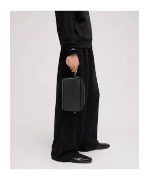 Gucci Essence Classic Small Crossbody Bag