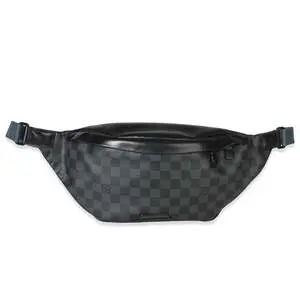 LOUIS VUITTON Damier Graphite Canvas Discovery Bumbag - Black