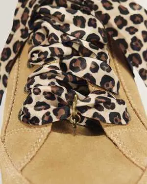 Dr. Martens Buzz Eye Bronx Suede Lace Up Shoes