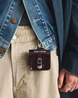 Dr. Martens Pouch Keyring With Cherry Welt Stitching