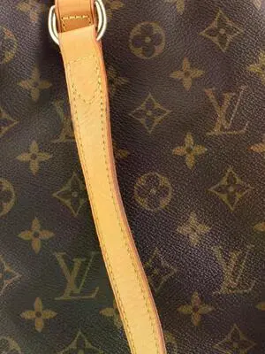 LOUIS VUITTON Batignolles Handbag Monogram Canvas Horizontal Tote Bag