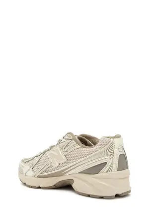 NEW BALANCE 740 Panelled Mesh Sneakers - Beige