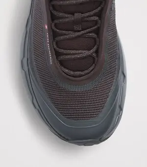 On Cloudsoma Hike Trainers