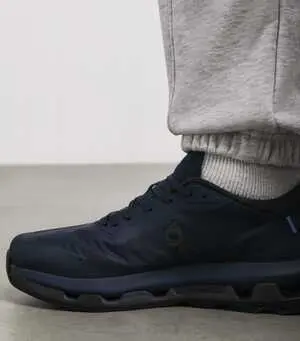 On Cloudze Performance Trainers