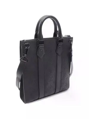 LOUIS VUITTON Monogram Taurillon Sac Plat Cross Satchel