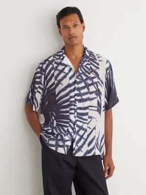 REISS Shindora Plissé Printed Cuban-collar Shirt - Navy/white