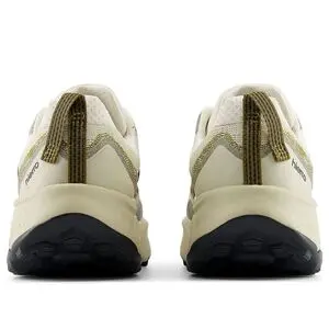 NEW BALANCE Fresh Foam X Hierro V9 Sneakers