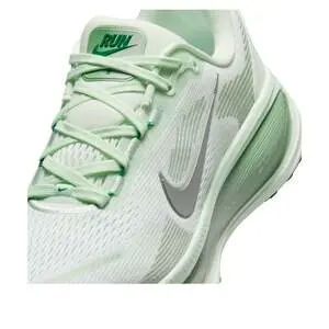 Nike Zoom Vomero 18 'barely Green Steam Light Silver