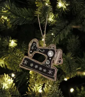 KATIE LARMOUR Vintage Sewing Machine Tree Decoration