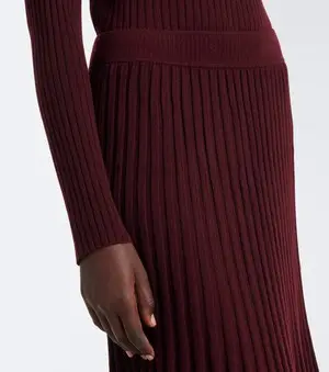 Arch4 Ribbed Cashmere Turtleneck Sweater