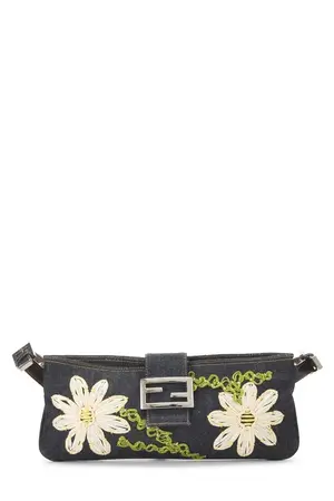 Fendi Embroidered Shoulder Bag - Navy