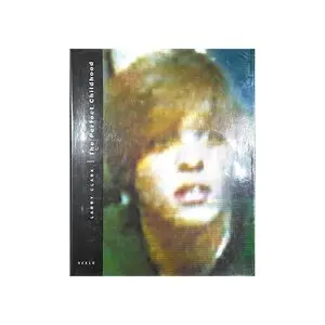 BOOKS The Perfect Childhood Larry Clark - Green
