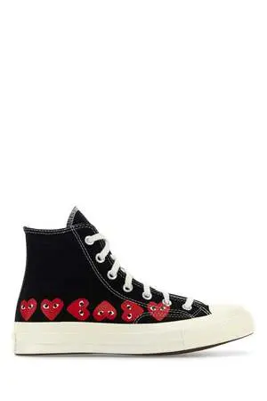 Play Comme Des Garcon Canvas Low-top Sneakers With Iconic Heart Graphic - Black