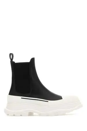 Alexander McQueen Tread Slick Nappa Leather Ankle Boots