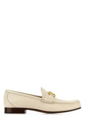 Valentino Garavani Vlogo Calf Leather Loafers - White