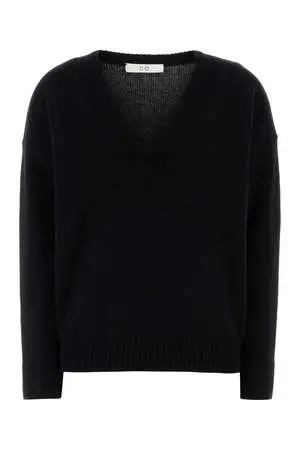 Co 100% Cashmere V-neck Sweater