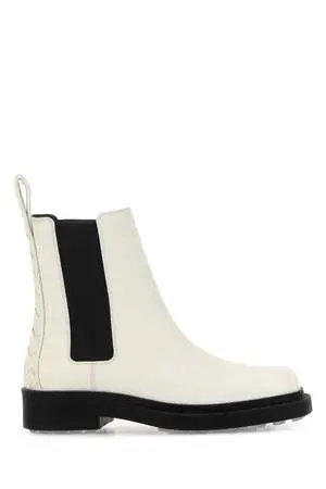 Bottega Veneta Calf Leather Chelsea Ankle Boots With Rubber Sole - White