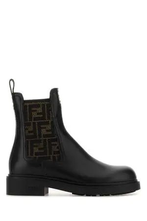Fendi Filo Leather Ankle Boots - Black