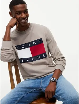 Tommy Hilfiger Big Flag Logo Sweatshirt