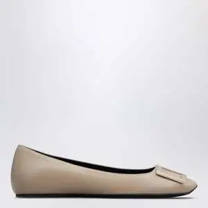 ROGER VIVIER ROGER VIVIER Patent Calfskin Leather Ballerinas With Buckle Detail Cream