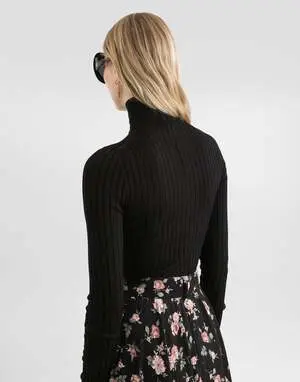 Dolce & Gabbana Ribbed Wool Turtleneck Pullover