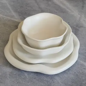 MOMENI Amorphous Stoneware 16 Piece Dinnerware Set