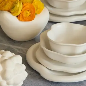 MOMENI Amorphous Stoneware 16 Piece Dinnerware Set